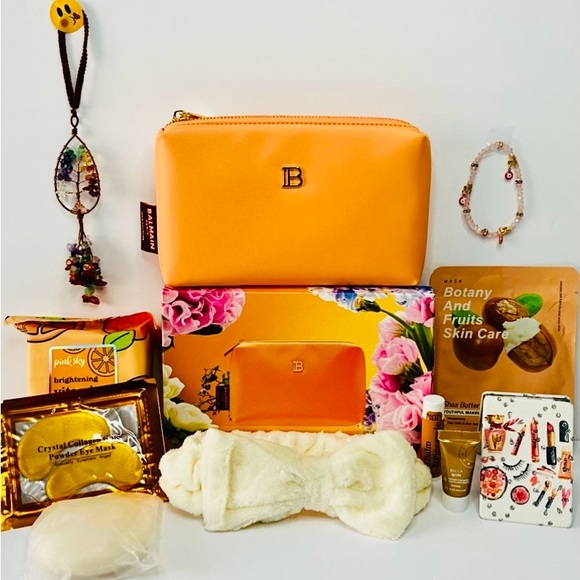 Other | Low Start Balmain Cosmetic Pouch 12 Pcs Total Various Items ...